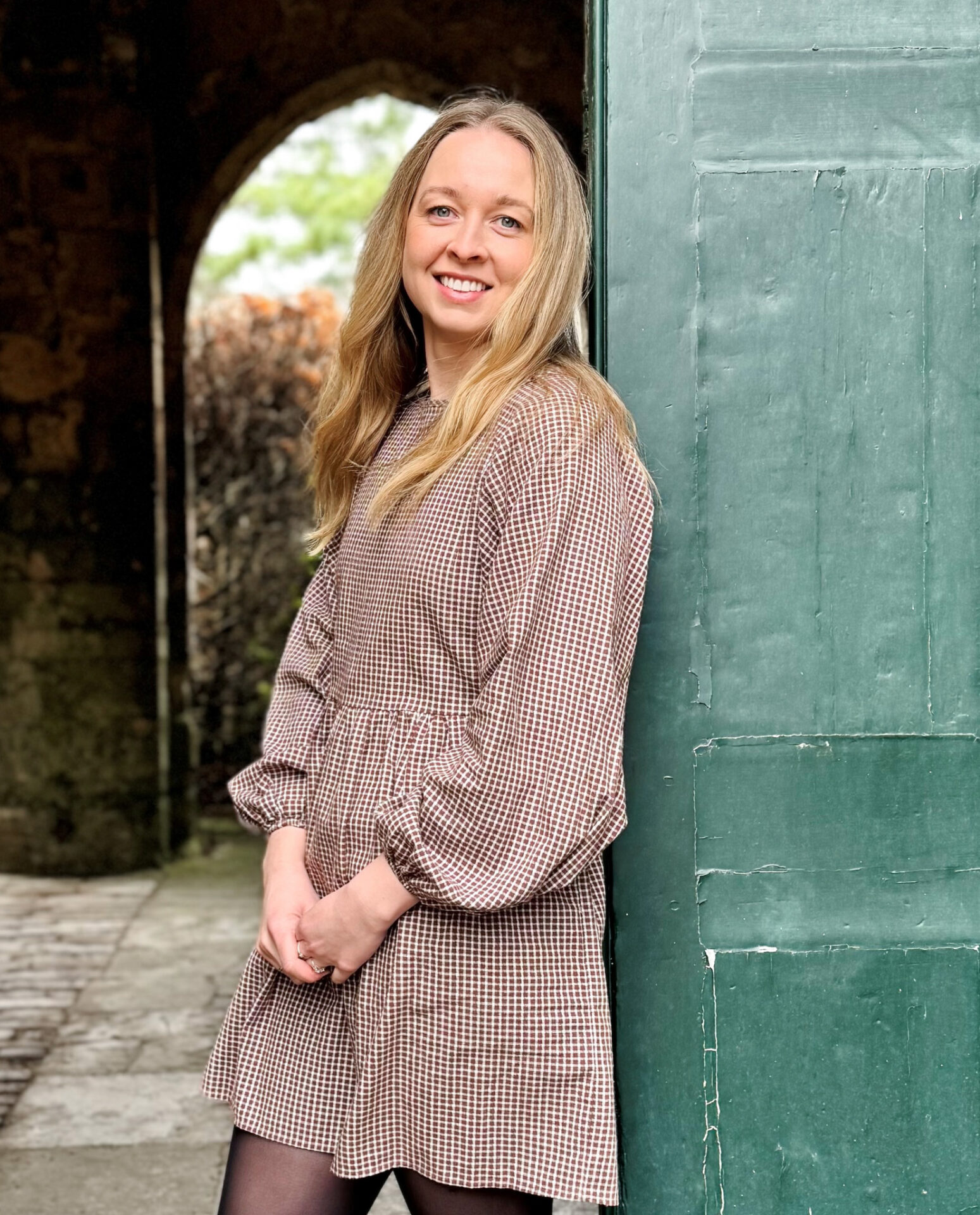 Saran Jones - Tod Anstee